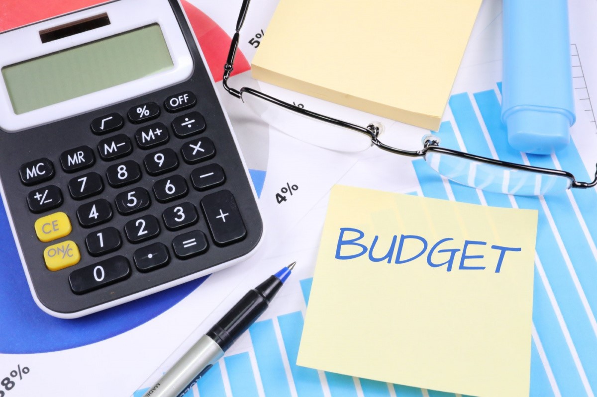 Budget i balans? I helvete heller! - RiktpunKt.nu